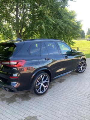 Melns BMW X5 2019 Talsi, ar dzinēja tilpumu 3.00 L un nobraukumu 206 tūkst. km par 38900 €, foto 6 vietnē AUTOMOTO.COM.LV