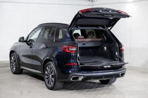 Melns BMW X5 2019 Viļņa, ar dzinēja tilpumu 3.00 L un nobraukumu 133 tūkst. km par 47671 €, foto 34 vietnē AUTOMOTO.COM.LV