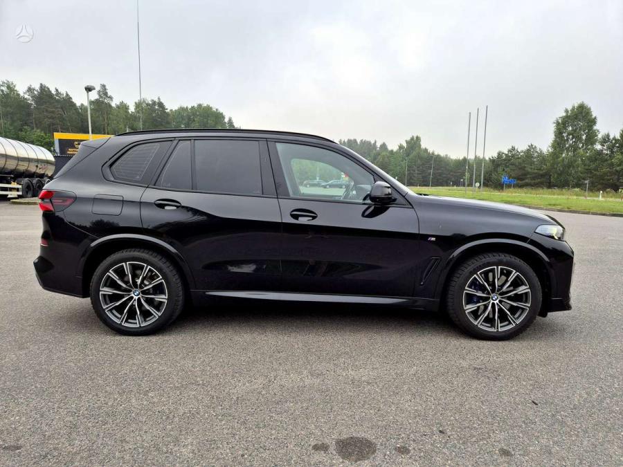 Melns BMW X5 2019 Šilutė, ar dzinēja tilpumu 2.99 L un nobraukumu 280 tūkst. km par 33500 €, foto 5 vietnē AUTOMOTO.COM.LV