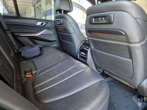 Melns BMW X5 2019 Šilutė, ar dzinēja tilpumu 2.99 L un nobraukumu 280 tūkst. km par 33500 €, foto 14 vietnē AUTOMOTO.COM.LV