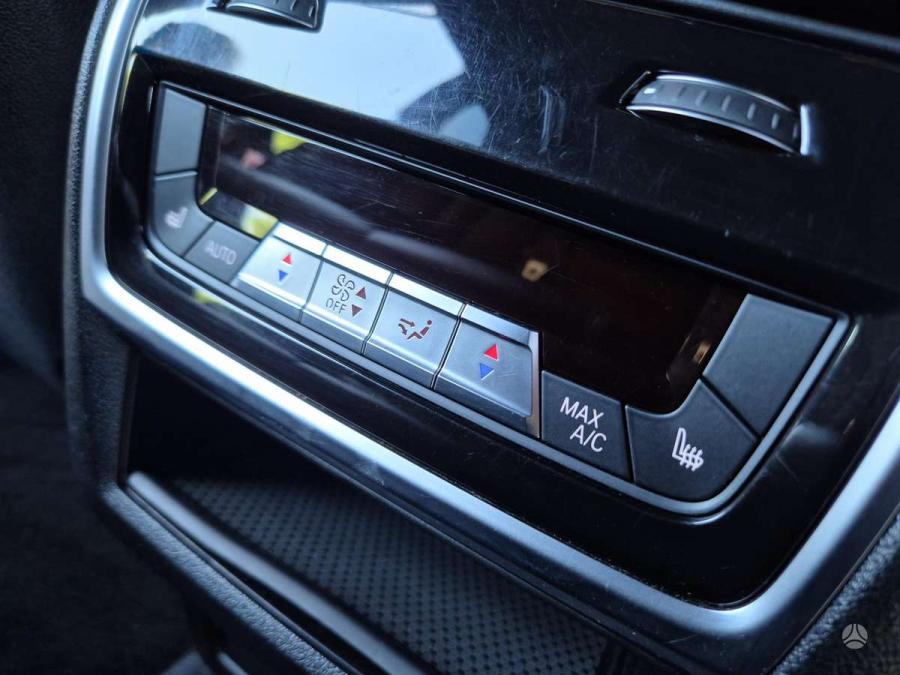 Melns BMW X5 2019 Šilutė, ar dzinēja tilpumu 2.99 L un nobraukumu 280 tūkst. km par 33500 €, foto 18 vietnē AUTOMOTO.COM.LV