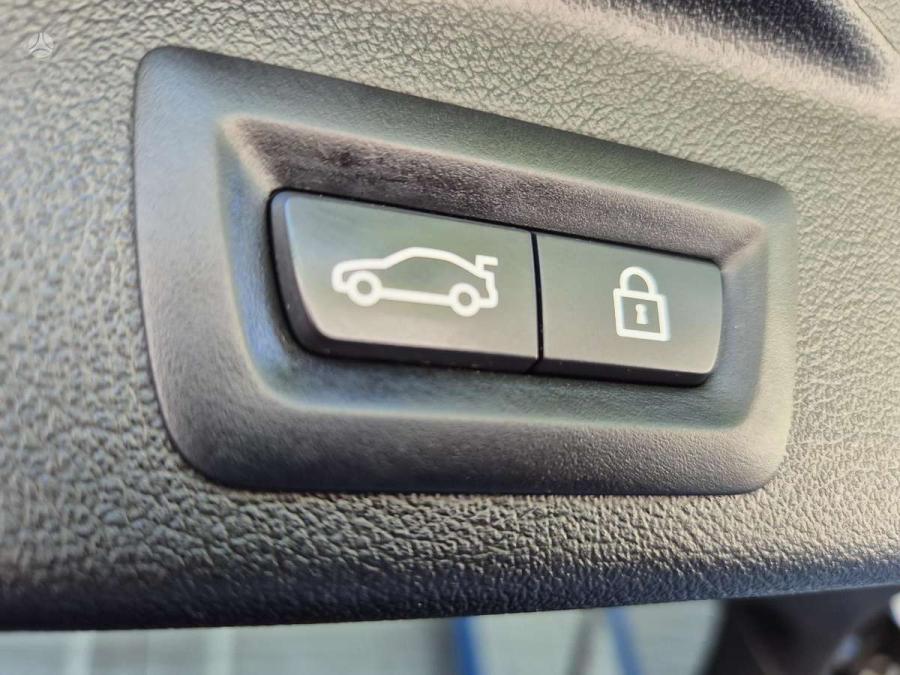 Melns BMW X5 2019 Šilutė, ar dzinēja tilpumu 2.99 L un nobraukumu 280 tūkst. km par 33500 €, foto 20 vietnē AUTOMOTO.COM.LV