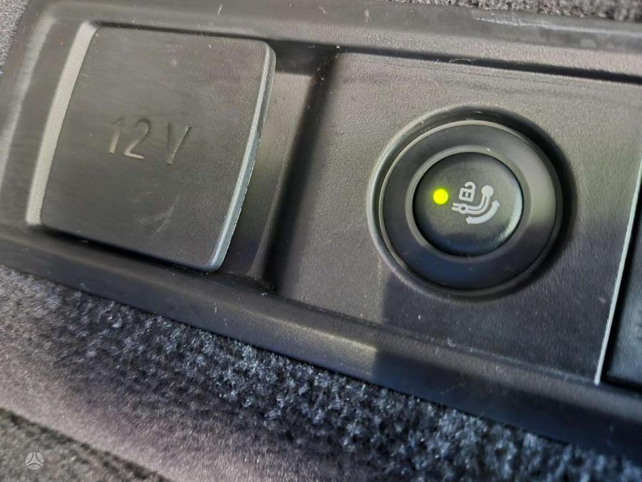 Melns BMW X5 2019 Šilutė, ar dzinēja tilpumu 2.99 L un nobraukumu 280 tūkst. km par 33500 €, foto 21 vietnē AUTOMOTO.COM.LV