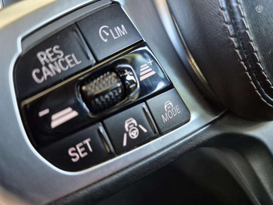 Melns BMW X5 2019 Šilutė, ar dzinēja tilpumu 2.99 L un nobraukumu 280 tūkst. km par 33500 €, foto 24 vietnē AUTOMOTO.COM.LV