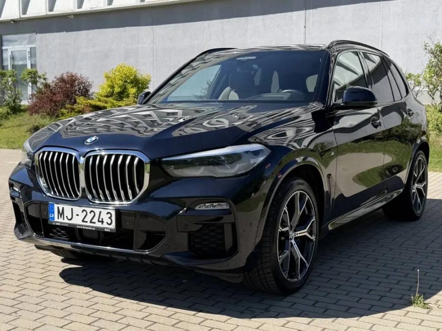 Melns BMW X5 2019 Rīga, ar dzinēja tilpumu 3.00 L un nobraukumu 198 tūkst. km par 38000 €, foto 1 vietnē AUTOMOTO.COM.LV