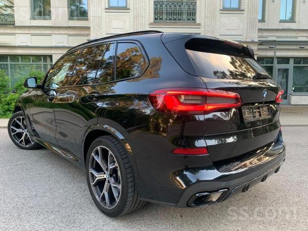 Melns BMW X5 2019 Rīga, ar dzinēja tilpumu 3.00 L un nobraukumu 199 tūkst. km par 40777 €, foto 4 vietnē AUTOMOTO.COM.LV