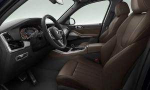Black BMW X5 2019 in Riga, with an engine capacity of 3.00 L and mileage of 178 thousand km for 43900 €, photo 3 on AUTOMOTO.COM.LV
