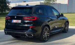 Black BMW X5 2019 in Riga, with an engine capacity of 3.00 L and mileage of 68 thousand km for 59990 €, photo 6 on AUTOMOTO.COM.LV