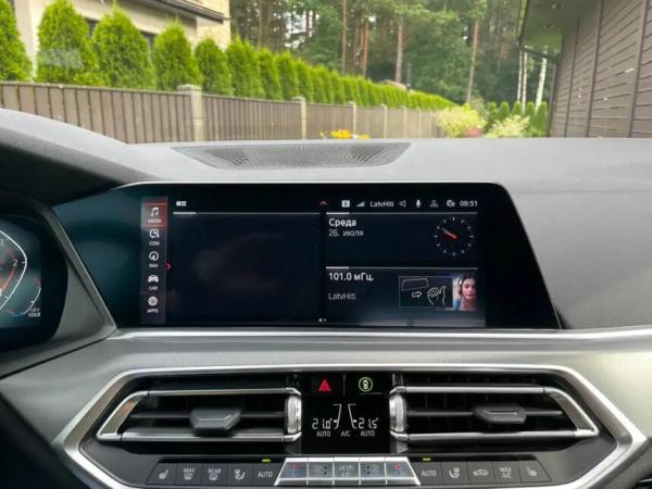 Melns BMW X5 2019 Rīga, ar dzinēja tilpumu 3.00 L un nobraukumu 68 tūkst. km par 59990 €, foto 7 vietnē AUTOMOTO.COM.LV