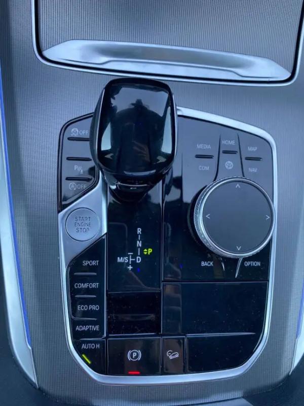 Melns BMW X5 2019 Rīga, ar dzinēja tilpumu 3.00 L un nobraukumu 68 tūkst. km par 59990 €, foto 9 vietnē AUTOMOTO.COM.LV