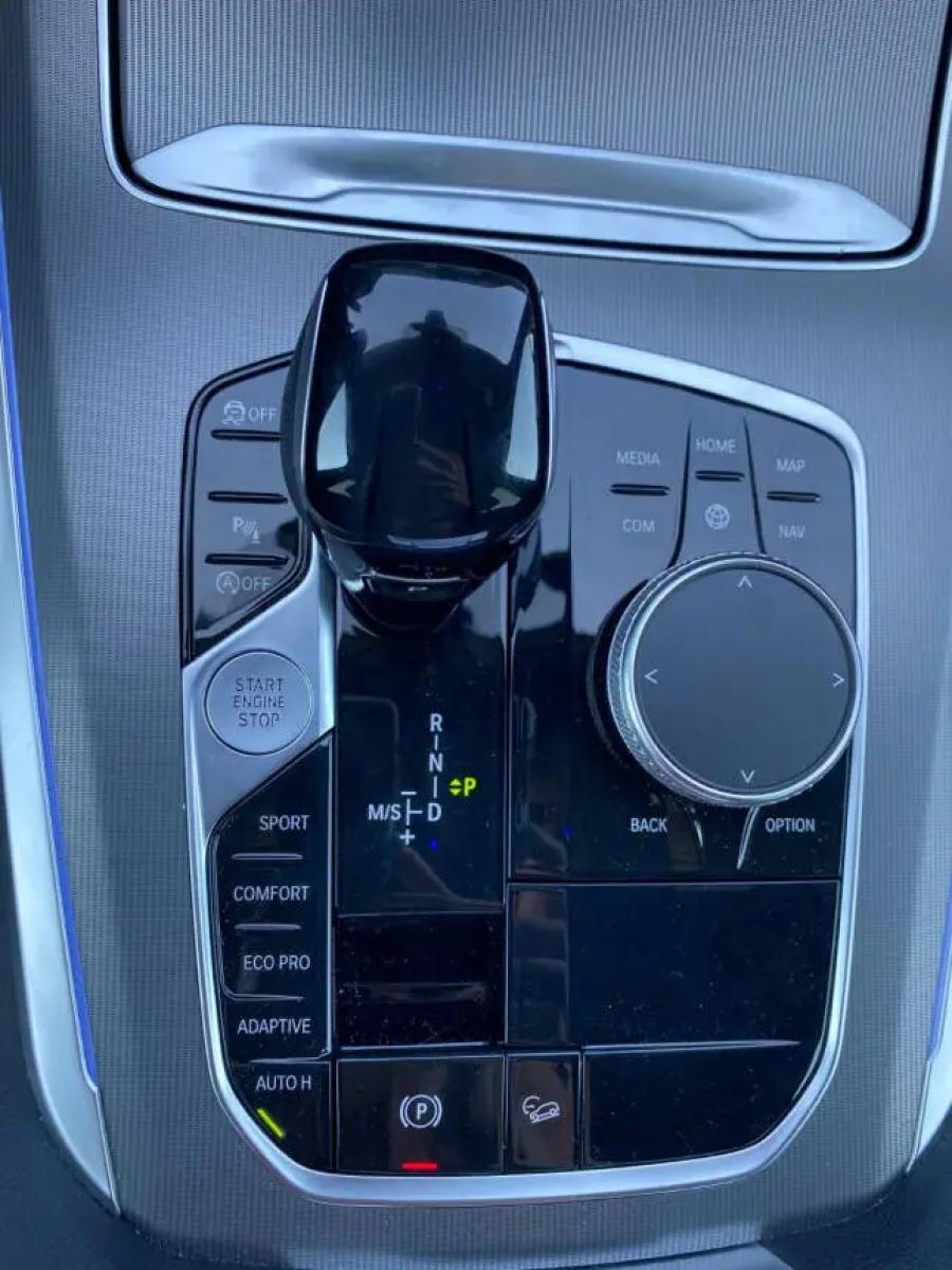 Black BMW X5 2019 in Riga, with an engine capacity of 3.00 L and mileage of 68 thousand km for 59990 €, photo 10 on AUTOMOTO.COM.LV
