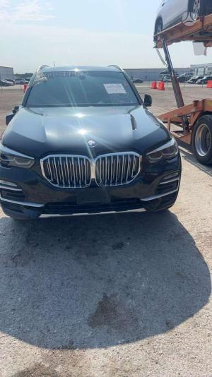 Black BMW X5 2019 in Vilnius, with an engine capacity of 3.00 L and mileage of 160 thousand km for 25500 €, photo 4 on AUTOMOTO.COM.LV