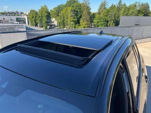 Black BMW X5 2019 in Vilnius, with an engine capacity of 4.40 L and mileage of 189 thousand km for 35000 €, photo 18 on AUTOMOTO.COM.LV