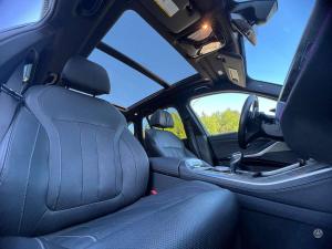 Black BMW X5 2019 in Vilnius, with an engine capacity of 4.40 L and mileage of 189 thousand km for 35000 €, photo 32 on AUTOMOTO.COM.LV
