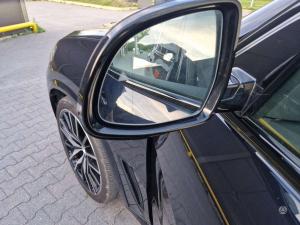 Black BMW X5 2019 in Klaipeda, with an engine capacity of 2.99 L and mileage of 102 thousand km for 43000 €, photo 14 on AUTOMOTO.COM.LV