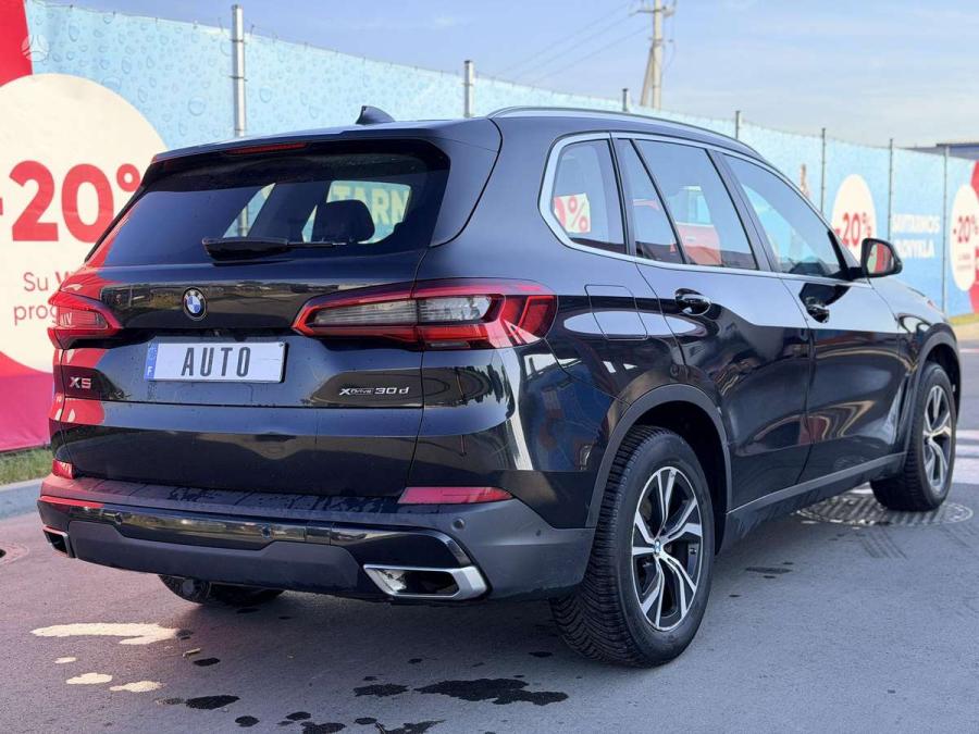 Melns BMW X5 2019 Tauragė, ar dzinēja tilpumu 2.99 L un nobraukumu 200 tūkst. km par 20999 €, foto 9 vietnē AUTOMOTO.COM.LV