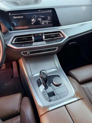 Melns BMW X5 2019 Tauragė, ar dzinēja tilpumu 2.99 L un nobraukumu 200 tūkst. km par 20999 €, foto 19 vietnē AUTOMOTO.COM.LV