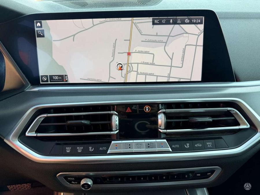 Melns BMW X5 2019 Tauragė, ar dzinēja tilpumu 2.99 L un nobraukumu 200 tūkst. km par 20999 €, foto 20 vietnē AUTOMOTO.COM.LV