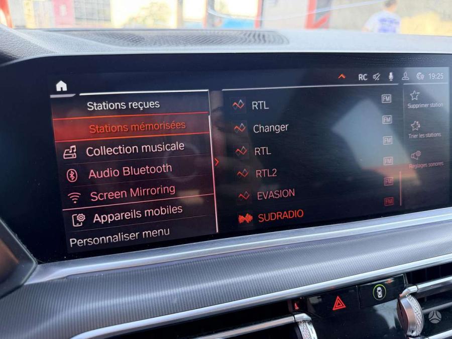 Melns BMW X5 2019 Tauragė, ar dzinēja tilpumu 2.99 L un nobraukumu 200 tūkst. km par 20999 €, foto 25 vietnē AUTOMOTO.COM.LV