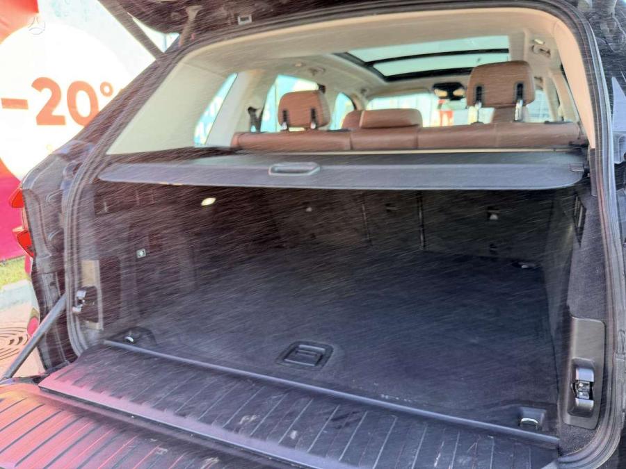Melns BMW X5 2019 Tauragė, ar dzinēja tilpumu 2.99 L un nobraukumu 200 tūkst. km par 20999 €, foto 34 vietnē AUTOMOTO.COM.LV