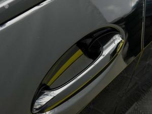 Black BMW X5 2019 in Vilnius, with an engine capacity of 4.40 L and mileage of 252 thousand km for 35300 €, photo 22 on AUTOMOTO.COM.LV