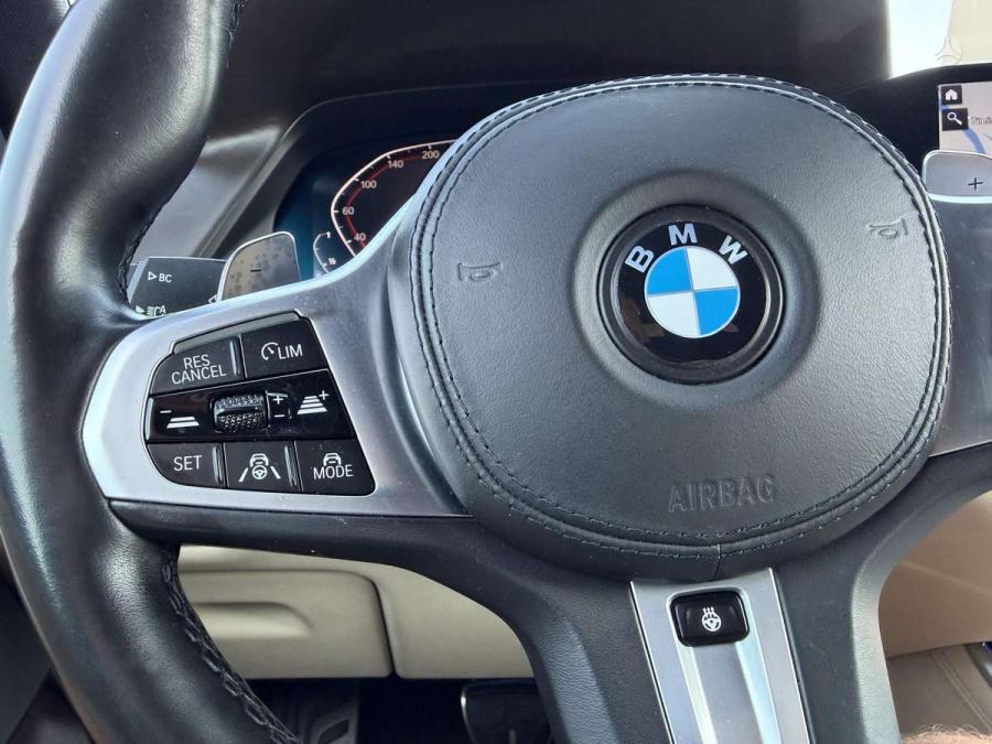Black BMW X5 2019 in Kaunas, with an engine capacity of 3.00 L and mileage of 222 thousand km for 36500 €, photo 24 on AUTOMOTO.COM.LV