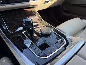 Black BMW X5 2019 in Kaunas, with an engine capacity of 3.00 L and mileage of 222 thousand km for 36500 €, photo 27 on AUTOMOTO.COM.LV
