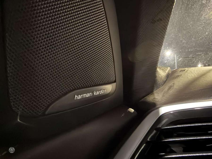 Black BMW X5 2019 in Kaunas, with an engine capacity of 3.00 L and mileage of 222 thousand km for 36500 €, photo 38 on AUTOMOTO.COM.LV