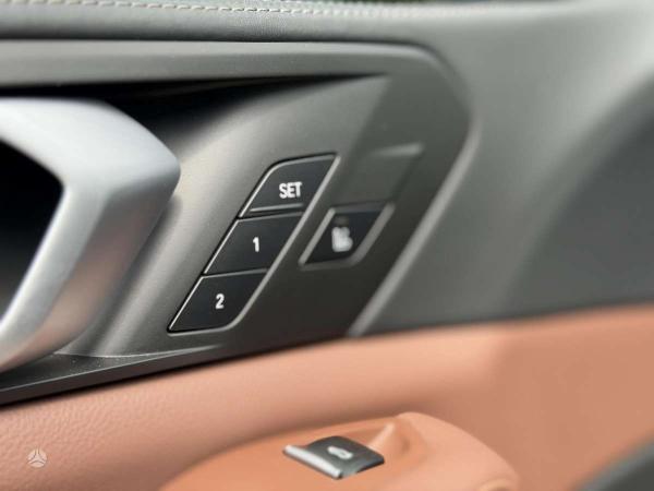 Melns BMW X5 2019 Viļņa, ar dzinēja tilpumu 3.00 L un nobraukumu 188 tūkst. km par 40799 €, foto 8 vietnē AUTOMOTO.COM.LV