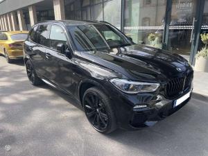 Black BMW X5 2019 in Vilnius, with an engine capacity of 2.99 L and mileage of 102 thousand km for 59000 €, photo 5 on AUTOMOTO.COM.LV