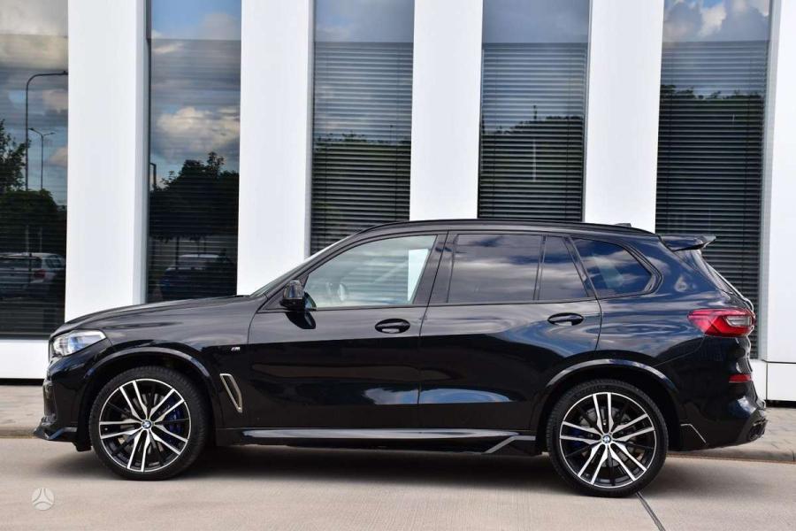 Melns BMW X5 2019 Viļņa, ar dzinēja tilpumu 2.99 L un nobraukumu 170 tūkst. km par 45900 €, foto 8 vietnē AUTOMOTO.COM.LV