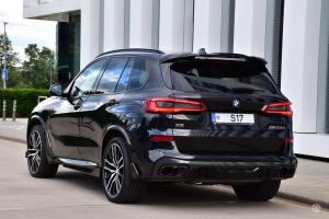 Melns BMW X5 2019 Viļņa, ar dzinēja tilpumu 2.99 L un nobraukumu 170 tūkst. km par 45900 €, foto 17 vietnē AUTOMOTO.COM.LV