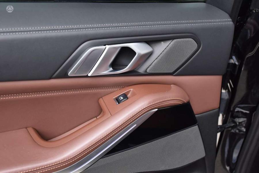 Melns BMW X5 2019 Viļņa, ar dzinēja tilpumu 2.99 L un nobraukumu 170 tūkst. km par 45900 €, foto 22 vietnē AUTOMOTO.COM.LV