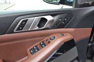 Melns BMW X5 2019 Viļņa, ar dzinēja tilpumu 2.99 L un nobraukumu 170 tūkst. km par 45900 €, foto 30 vietnē AUTOMOTO.COM.LV