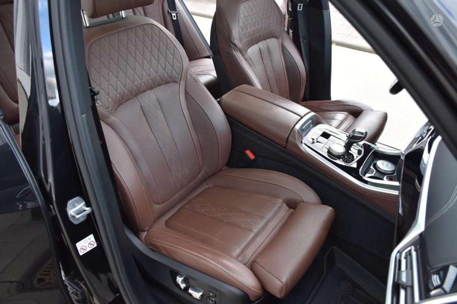 Melns BMW X5 2019 Viļņa, ar dzinēja tilpumu 2.99 L un nobraukumu 170 tūkst. km par 45900 €, foto 40 vietnē AUTOMOTO.COM.LV