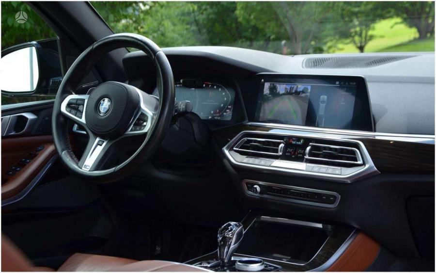 Black BMW X5 2019 in Vilnius, with an engine capacity of 3.00 L and mileage of 163 thousand km for 38700 €, photo 30 on AUTOMOTO.COM.LV