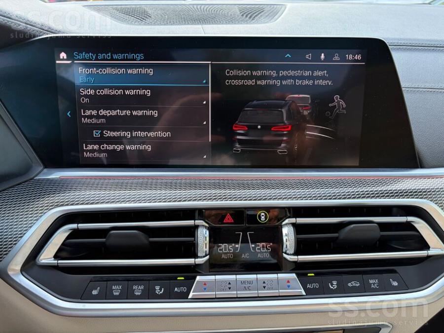Black BMW X5 2019 in Riga, with an engine capacity of 3.00 L and mileage of 161 thousand km for 41990 €, photo 18 on AUTOMOTO.COM.LV