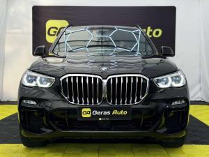 Melns BMW X5 2019 Viļņa, ar dzinēja tilpumu 4.40 L un nobraukumu 252 tūkst. km par 35300 €, foto 3 vietnē AUTOMOTO.COM.LV