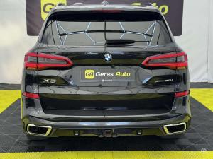 Melns BMW X5 2019 Viļņa, ar dzinēja tilpumu 4.40 L un nobraukumu 252 tūkst. km par 35300 €, foto 6 vietnē AUTOMOTO.COM.LV