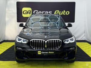 Melns BMW X5 2019 Viļņa, ar dzinēja tilpumu 4.40 L un nobraukumu 252 tūkst. km par 35300 €, foto 8 vietnē AUTOMOTO.COM.LV