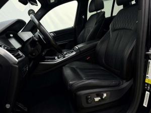 Melns BMW X5 2019 Viļņa, ar dzinēja tilpumu 4.40 L un nobraukumu 252 tūkst. km par 35300 €, foto 11 vietnē AUTOMOTO.COM.LV