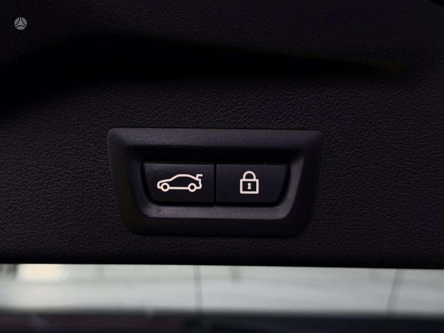 Melns BMW X5 2019 Viļņa, ar dzinēja tilpumu 4.40 L un nobraukumu 252 tūkst. km par 35300 €, foto 14 vietnē AUTOMOTO.COM.LV