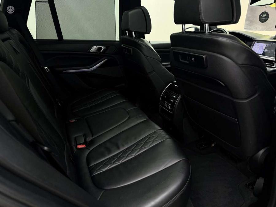 Melns BMW X5 2019 Viļņa, ar dzinēja tilpumu 4.40 L un nobraukumu 252 tūkst. km par 35300 €, foto 15 vietnē AUTOMOTO.COM.LV