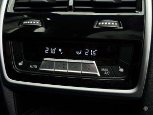 Melns BMW X5 2019 Viļņa, ar dzinēja tilpumu 4.40 L un nobraukumu 252 tūkst. km par 35300 €, foto 21 vietnē AUTOMOTO.COM.LV