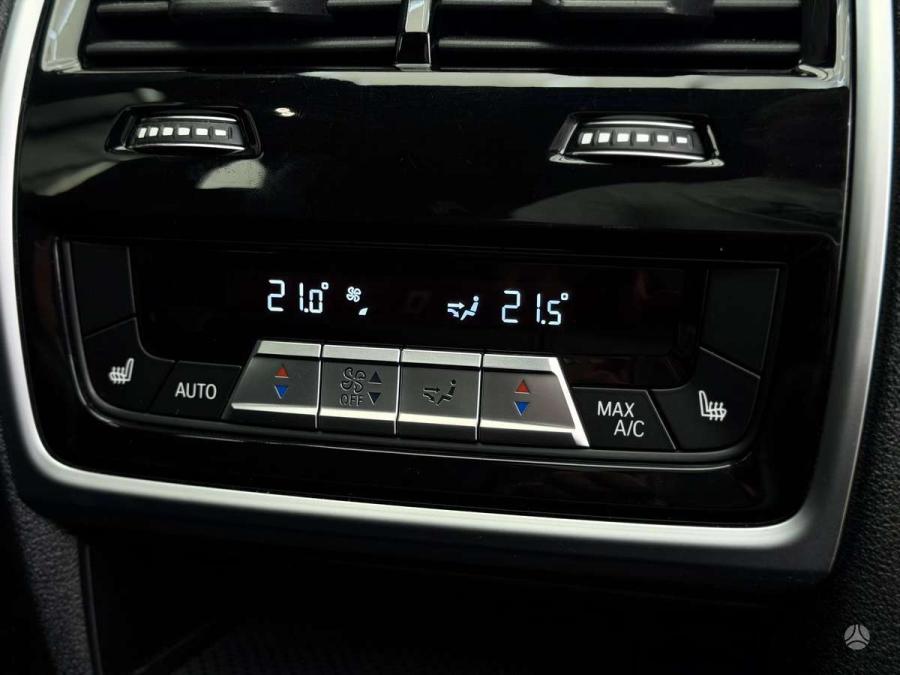 Melns BMW X5 2019 Viļņa, ar dzinēja tilpumu 4.40 L un nobraukumu 252 tūkst. km par 35300 €, foto 21 vietnē AUTOMOTO.COM.LV