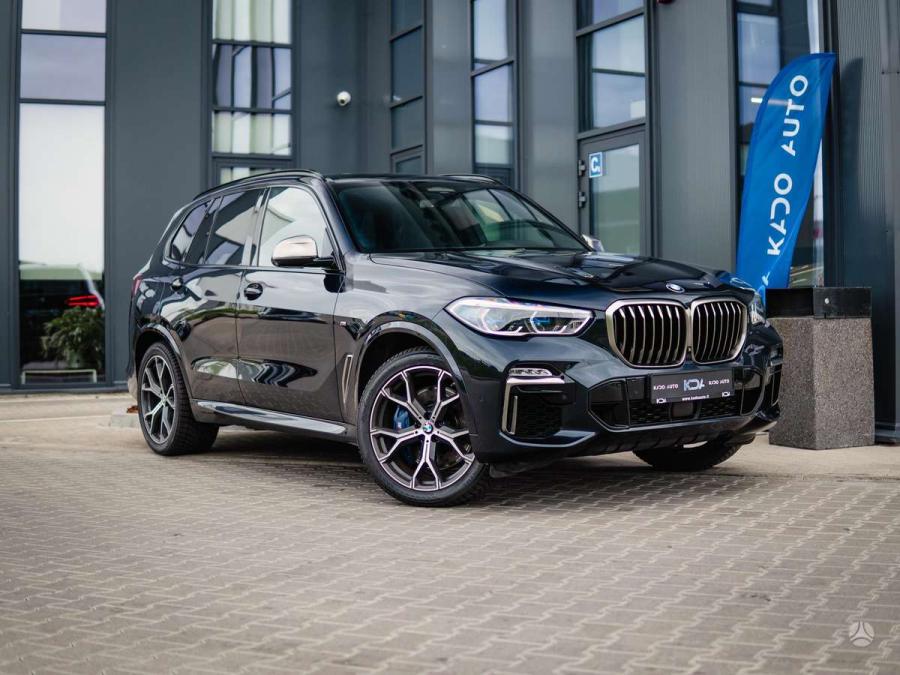 Black BMW X5 2019 in Kaunas, with an engine capacity of 2.99 L and mileage of 164 thousand km for 39450 €, photo 1 on AUTOMOTO.COM.LV