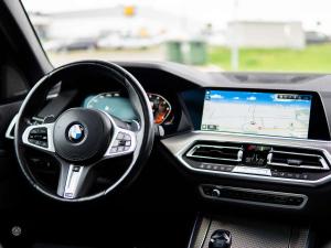 Black BMW X5 2019 in Kaunas, with an engine capacity of 2.99 L and mileage of 164 thousand km for 39450 €, photo 20 on AUTOMOTO.COM.LV
