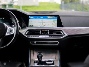 Black BMW X5 2019 in Kaunas, with an engine capacity of 2.99 L and mileage of 164 thousand km for 39450 €, photo 23 on AUTOMOTO.COM.LV