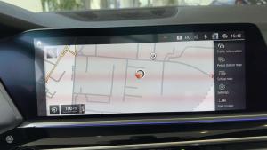 Black BMW X5 2019 in Marijampole, with an engine capacity of 2.99 L and mileage of 259 thousand km for 36999 €, photo 38 on AUTOMOTO.COM.LV