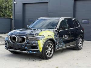 Black BMW X5 2019 in Kaunas, with an engine capacity of 2.99 L and mileage of 236 thousand km for 26750 €, photo  on AUTOMOTO.COM.LV